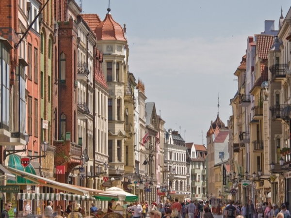 Poland Highlights Private Tour - Baltic Holidays