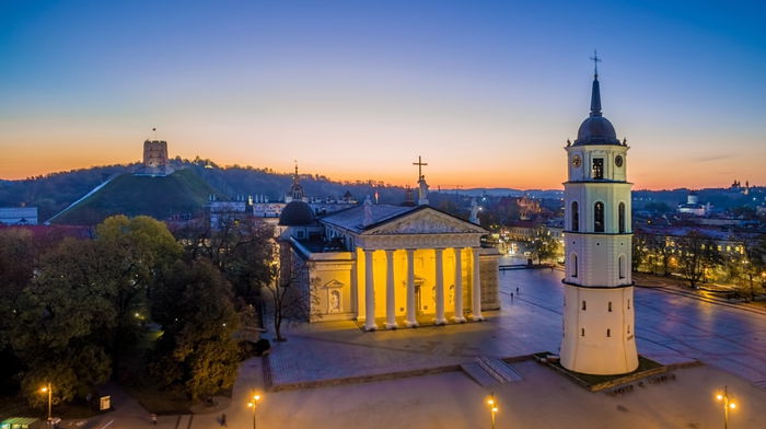 Vilnius to Riga Private Tour - Baltic Holidays