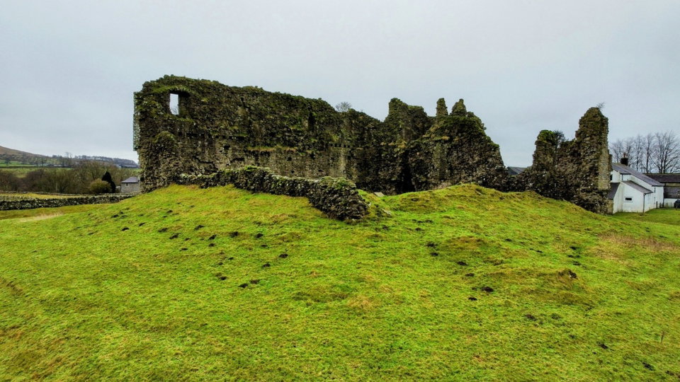 Bewcastle Castle In Bewcastle - Fabulous North