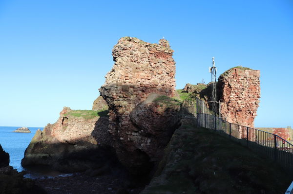 Dunbar Castle In Dunbar - Fabulous North
