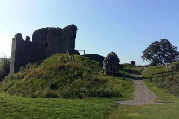 Kendal Castle In Kendal - Fabulous North