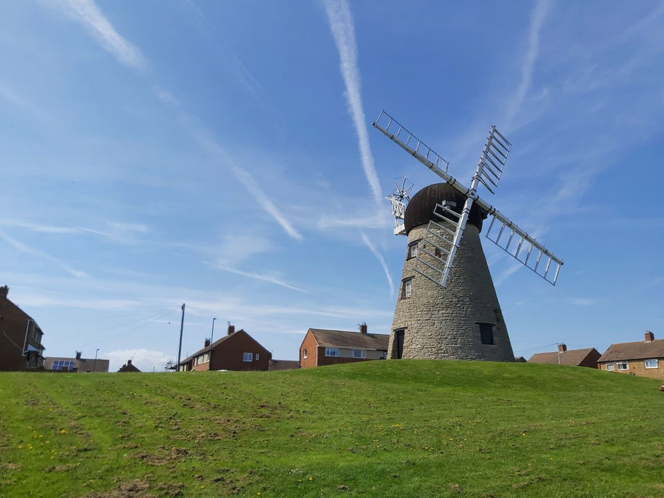 Whitburn Windmill In Whitburn - Fabulous North