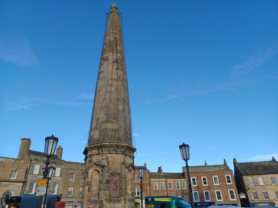 Richmond Obelisk In Richmond - Fabulous North