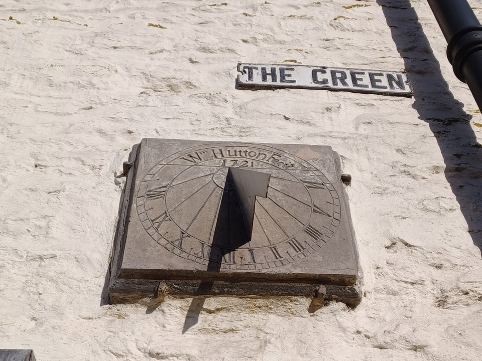 Georgian Sundials In Richmond - Fabulous North