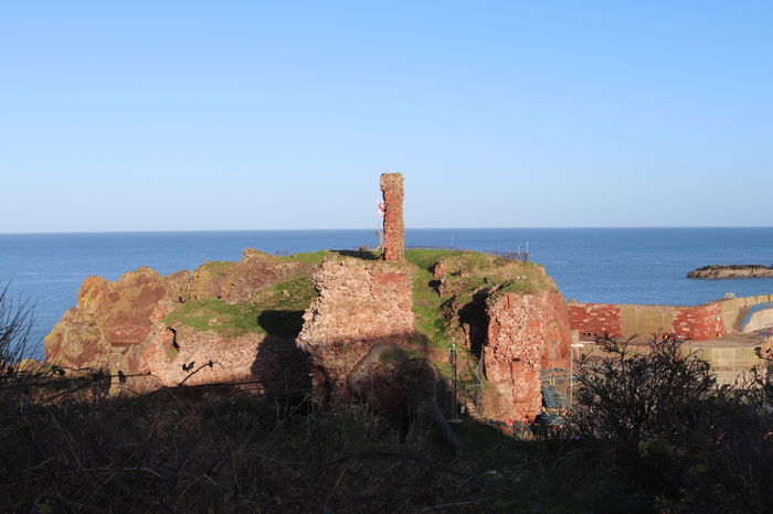 Dunbar Castle In Dunbar - Fabulous North