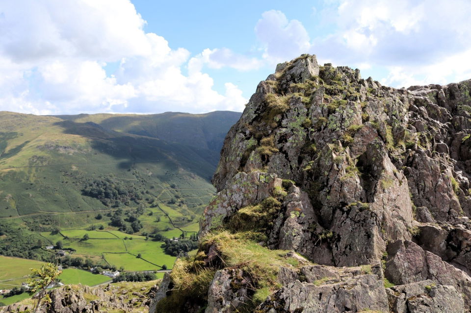 Walk Up Helm Crag In Grasmere - Fabulous North