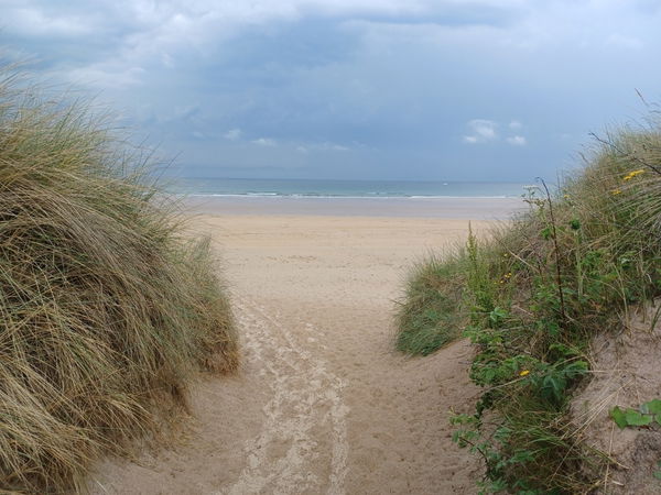 Walk From Beadnell Bay To Low Newton - Fabulous North