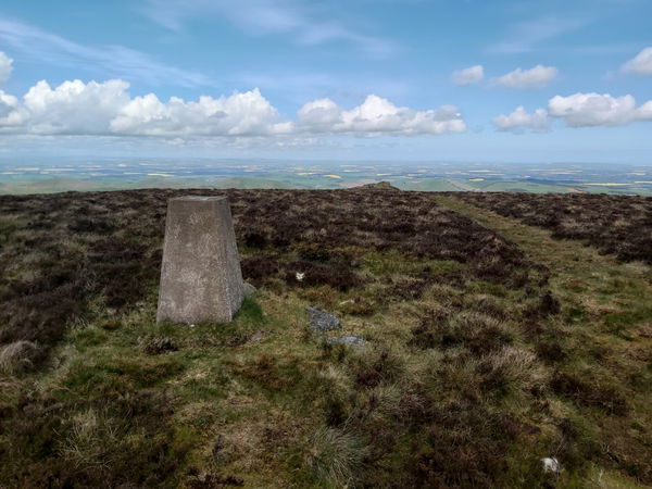 Yeavering Bell And Newton Tors In The Cheviots - Fabulous North